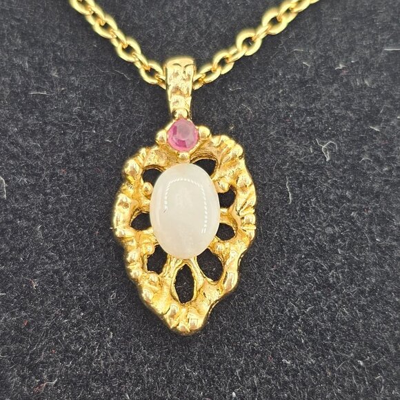Van Doran | Jewelry | Van Doran Genuine Ruby Opal Necklace Vintage Nos ...